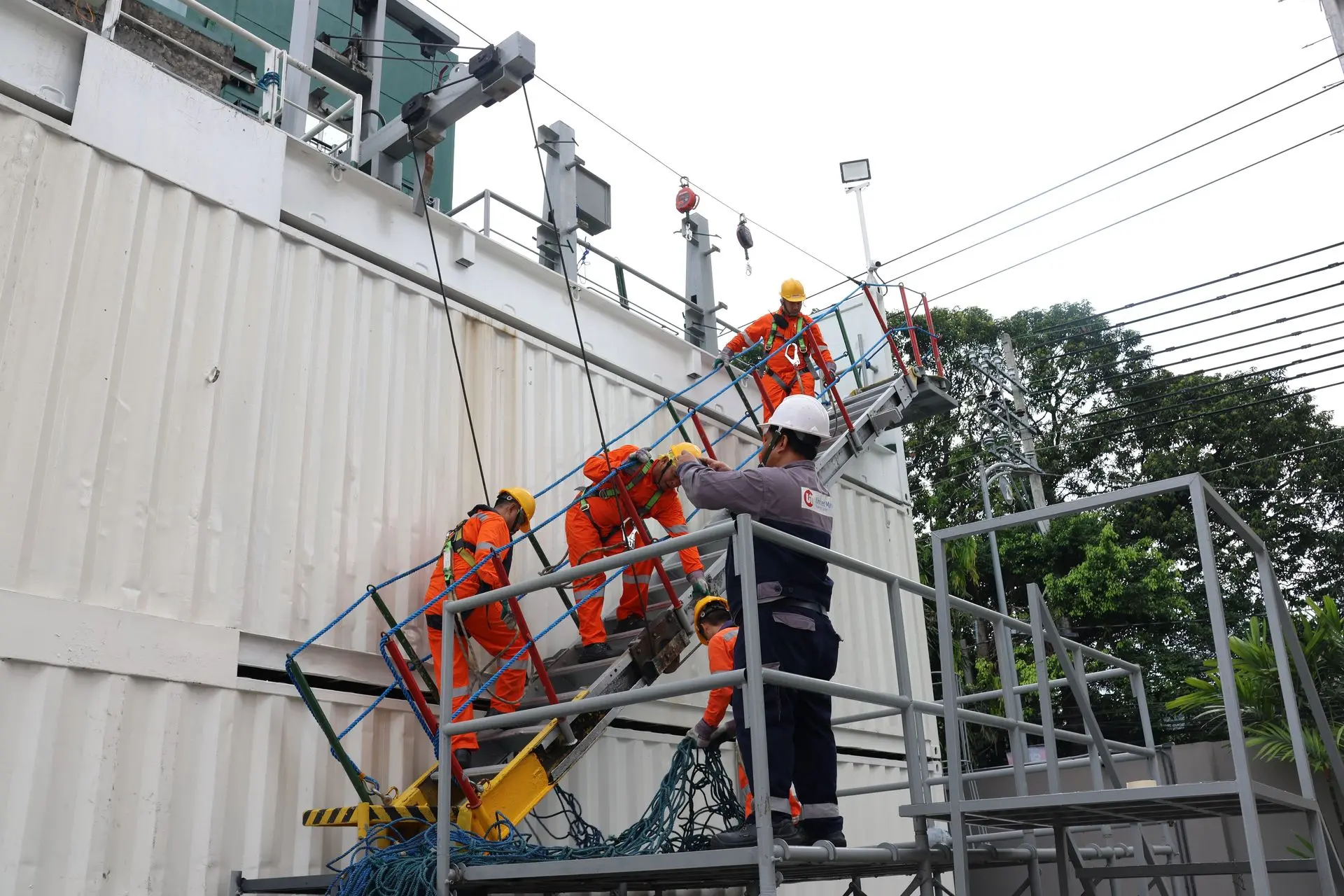 Rigging of Gangway and Accommodation Ladder | United Marine Training Center